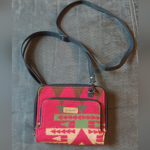 Pendleton | Bags | Pendleton Wallet Crossbody Bag | Poshmark